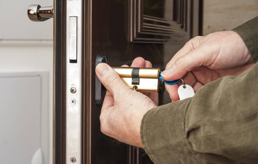 Yale vs. Chubb Locks: Find Your Ideal Security Solution - The London ...